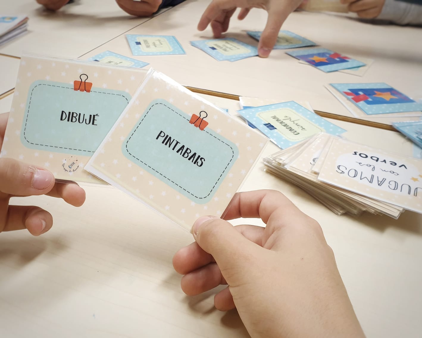 Juego de los VERBOS - Una Pizca de Educación | Familia · Maestros · Niños